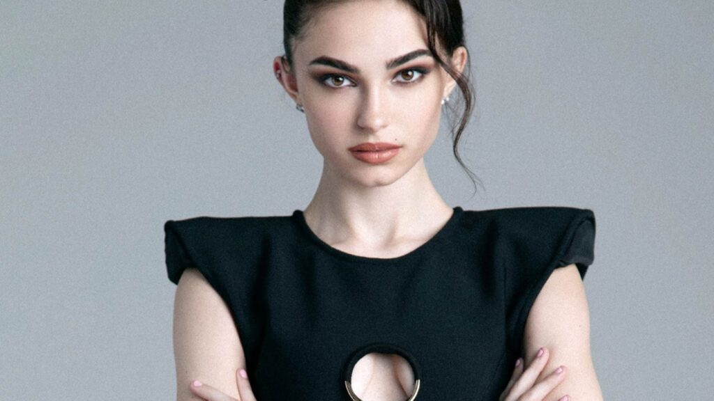 Modeling Coach Navigating The Fashion Industry | Skylar Modeling