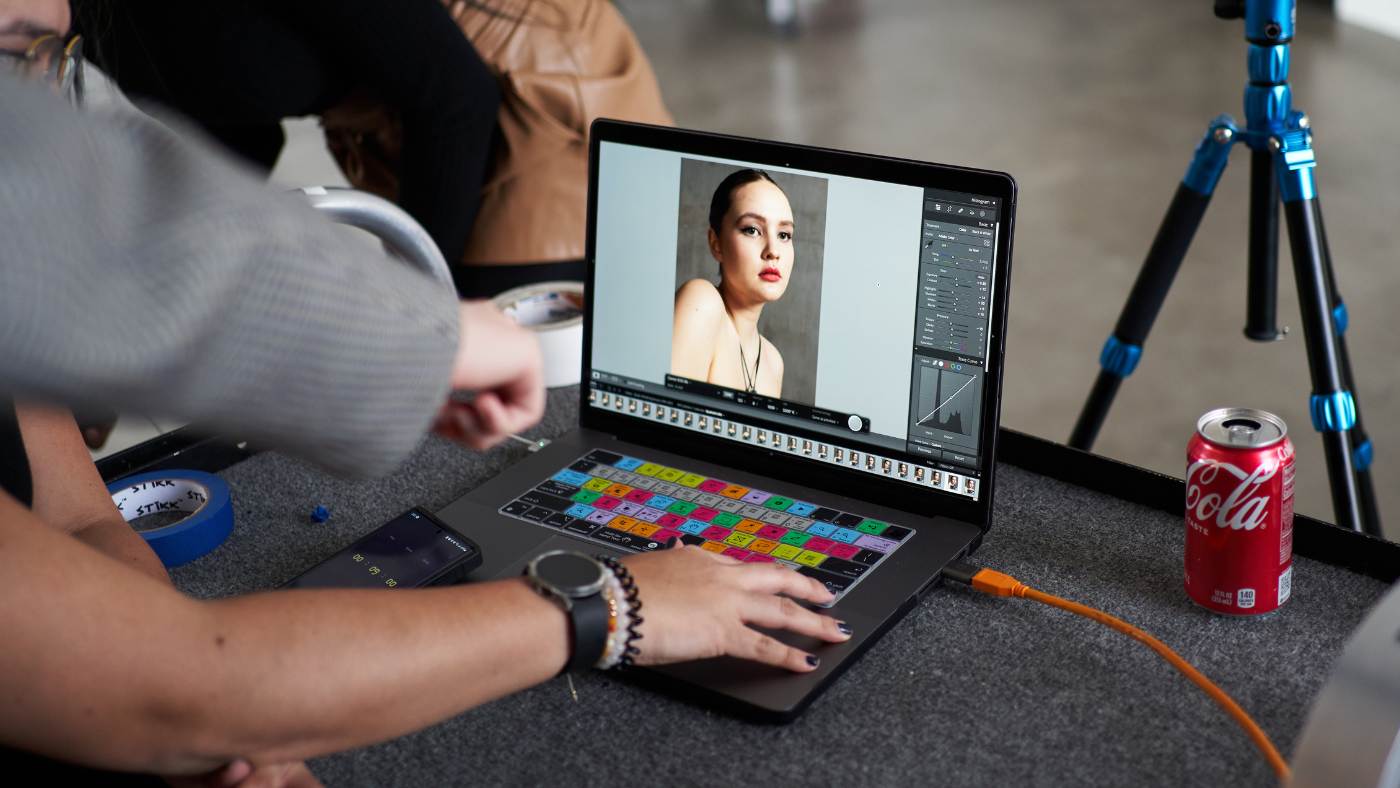 Benefits of Modeling Classes for Kids | Modeling For Teenagers